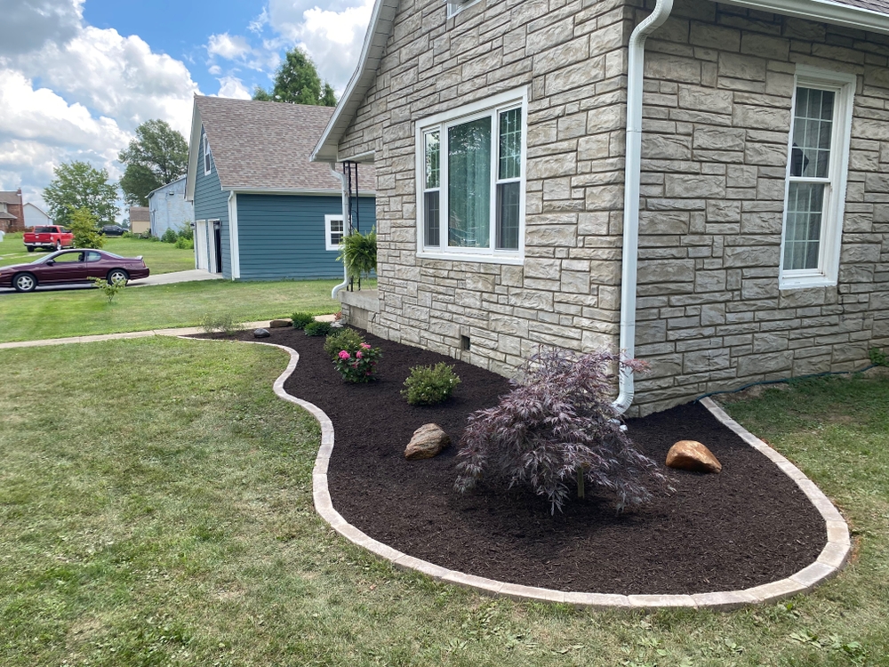 Landscaping in Pendleton , IN | Showplace Lawncare & Landscaping, Inc.
